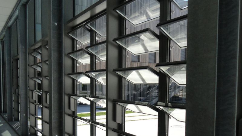 Coltlite louvered ventilator - Colt America